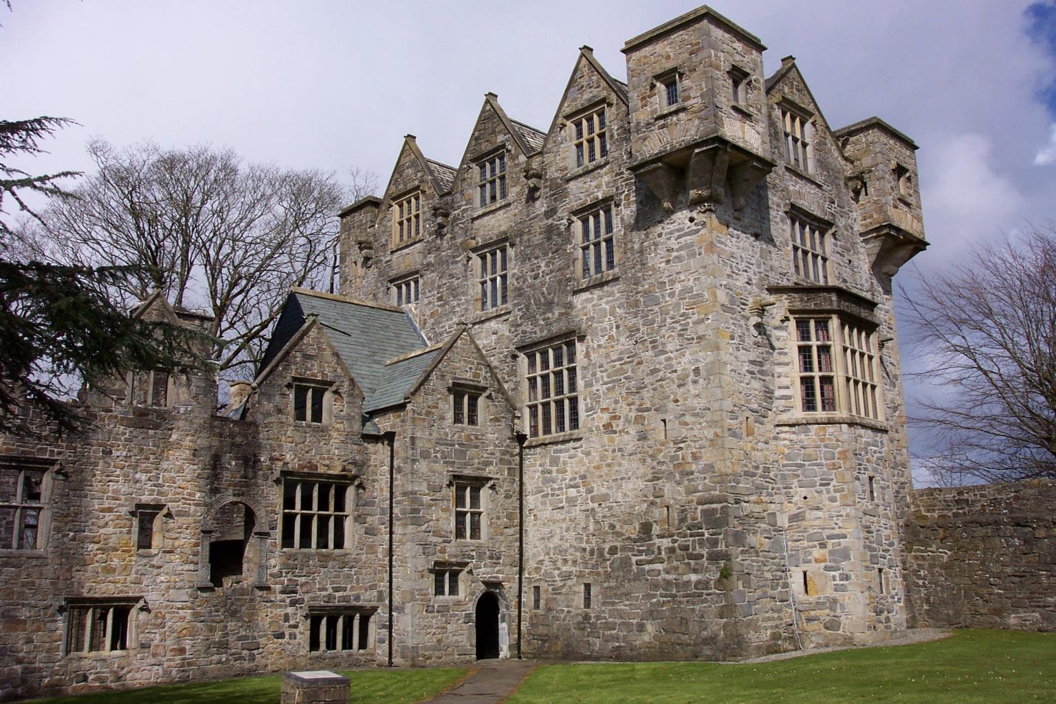 Free entry to Donegal Castle for Heritage week in OPW and Transport for ...
