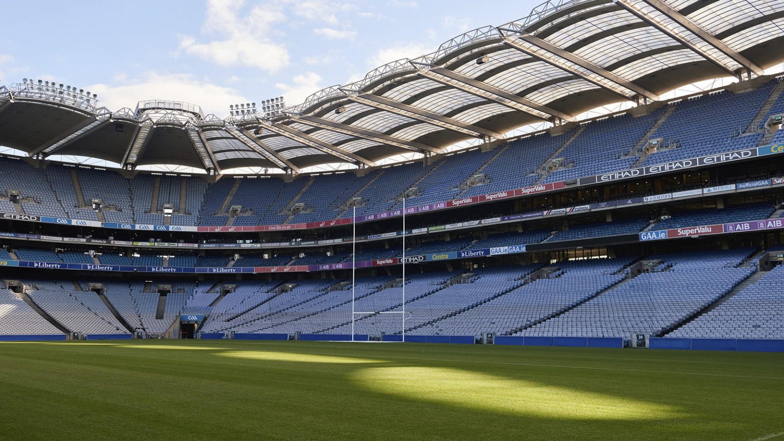 Kat dennings fake nude for her looks, she appears just like