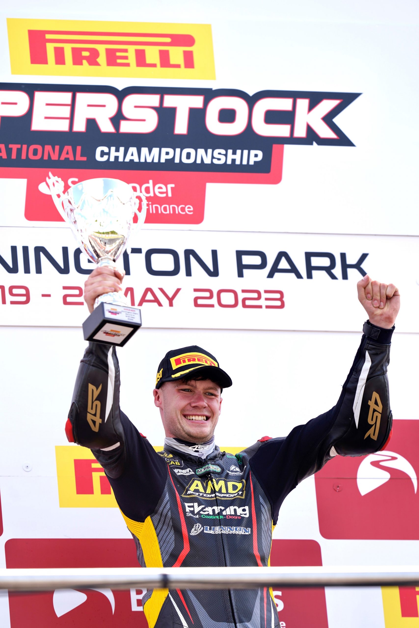 Kerr dazzles at Donington with third Superstock victory - Highland ...