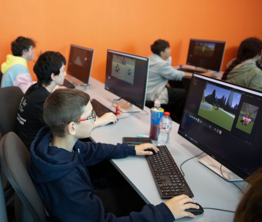 ATU Donegal strives to bridge educational gaps with free computer ...