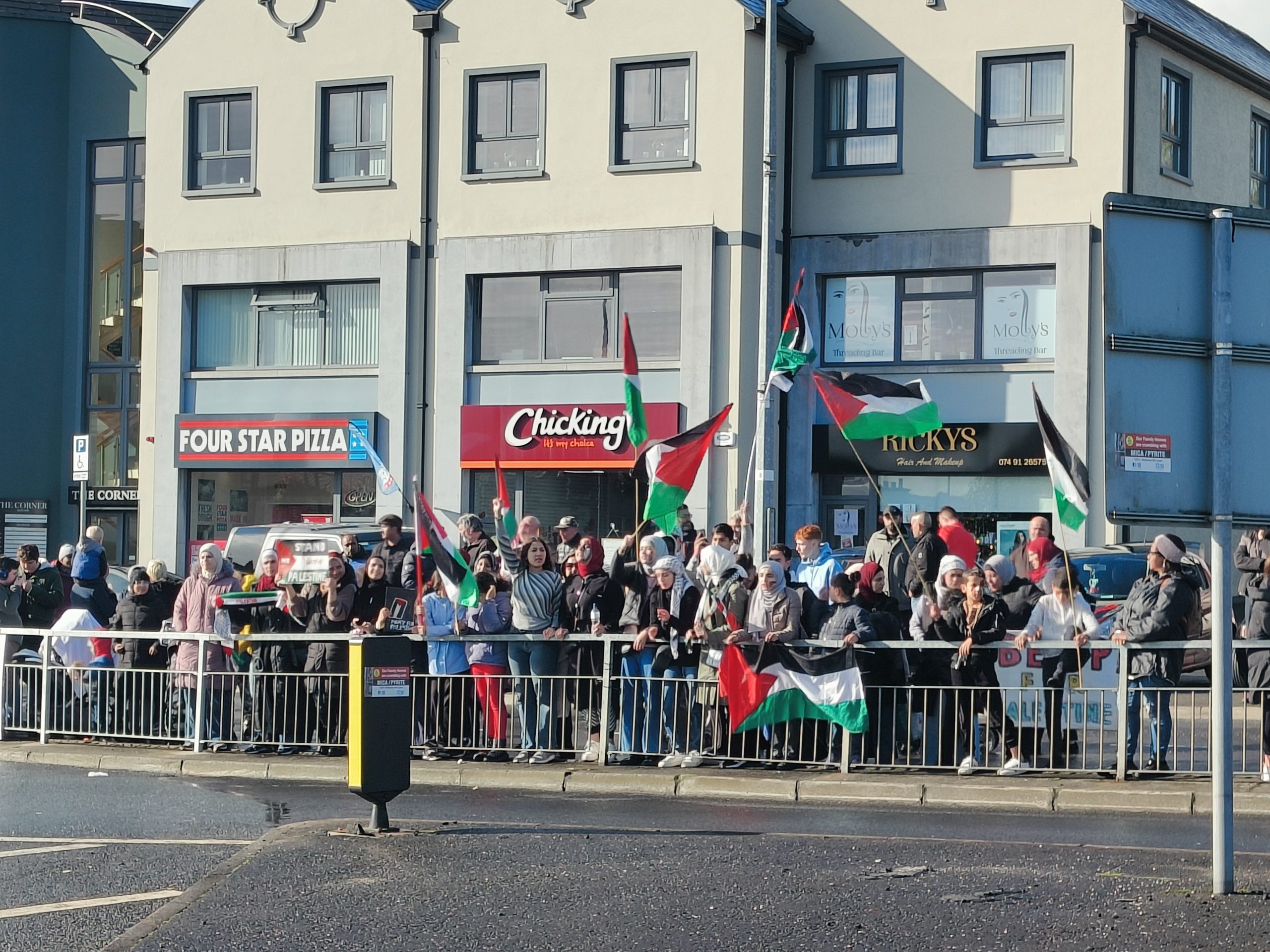 Peaceful rally in support of the people of Gaza at Letterkenny Station ...