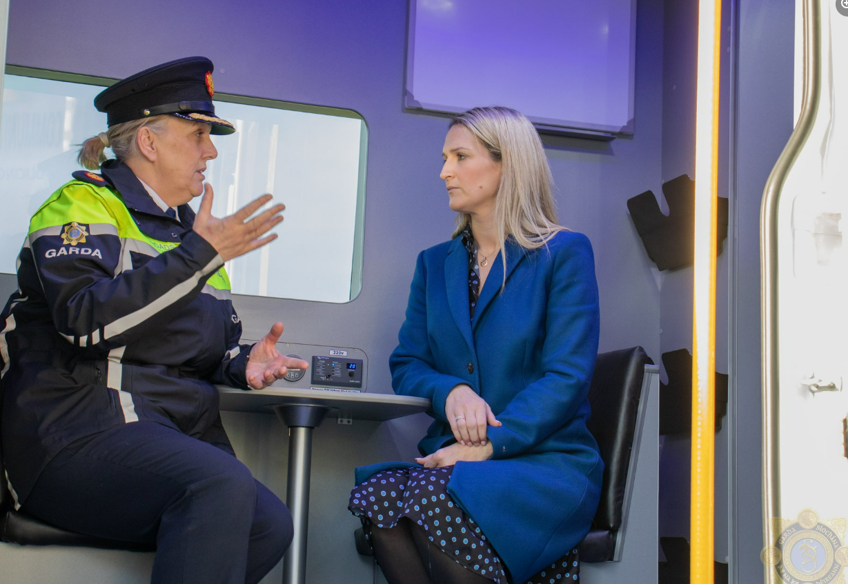 Gardai to deploy 10 'Community Engagement Vans' around the country ...