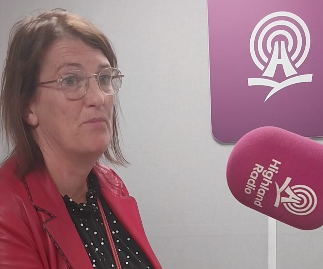 Ruaille Buaille le Pádraig ó Gallchóir [splanc féile] & ceol úr le Bri ...