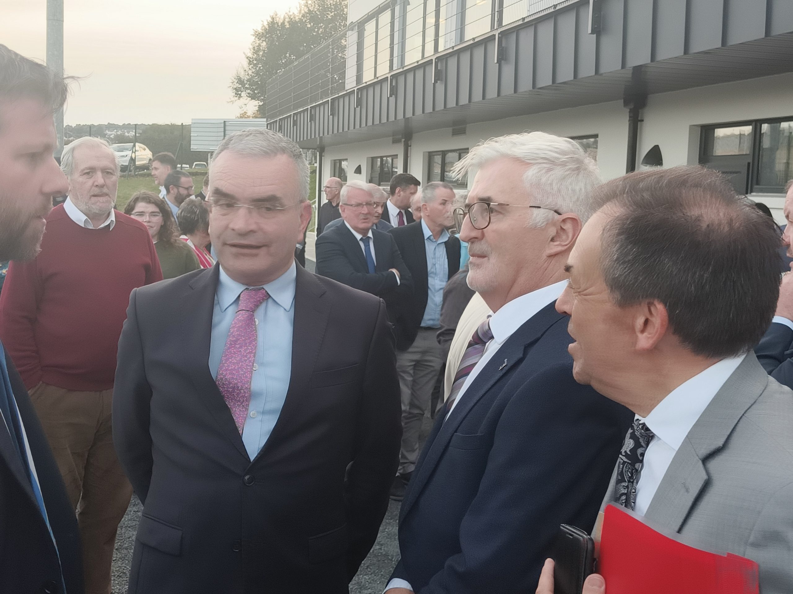 Jim Lynch Community Building officially opens - Highland Radio - Latest ...
